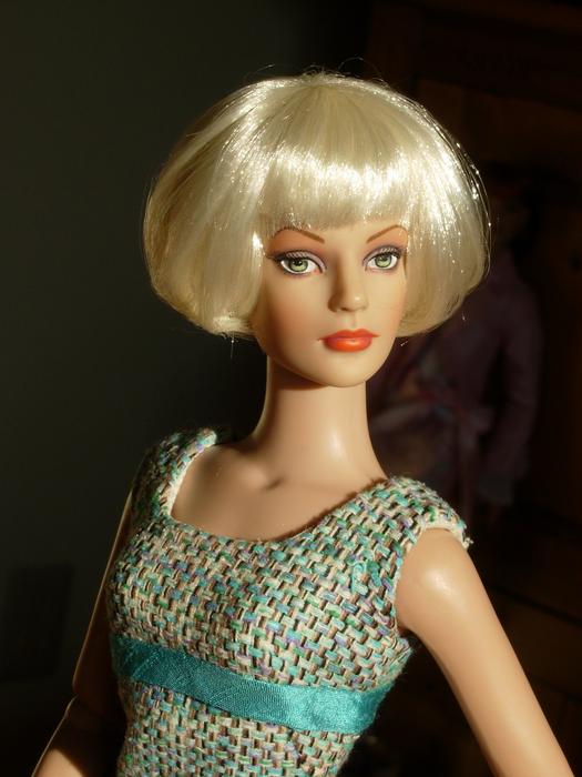 Strike a pose | Doll Therapy